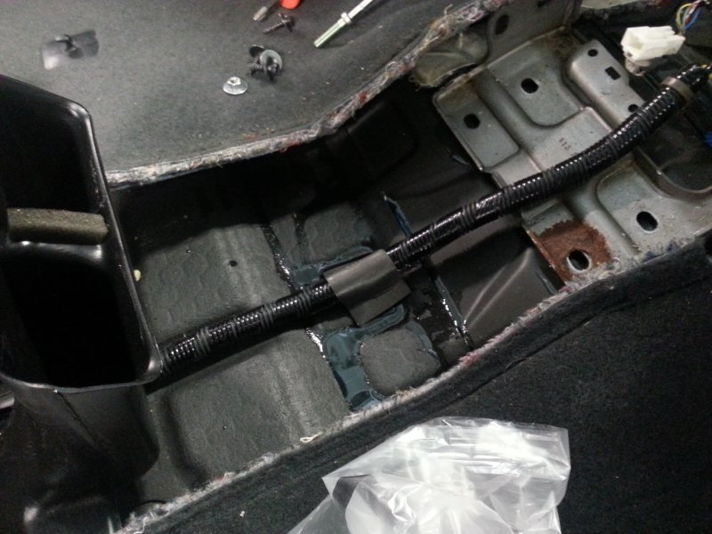 Leaking Heater Core Cleanup | Mechanical Malarkey