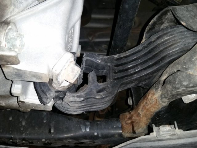 Broken Engine Mount | Mechanical Malarkey